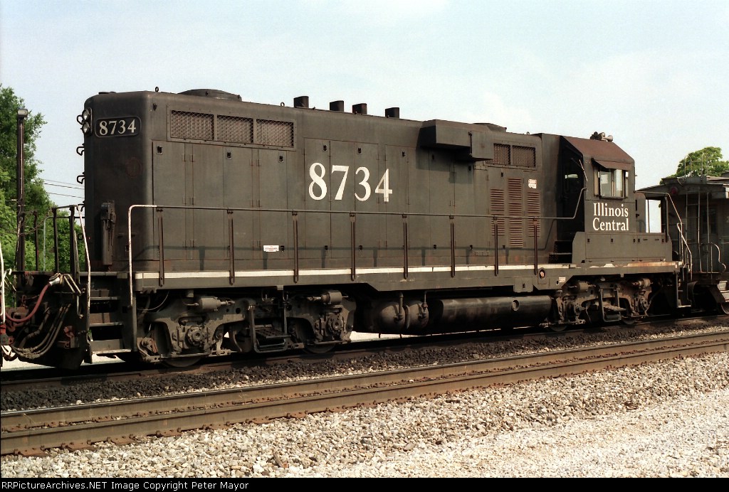 IC 8734